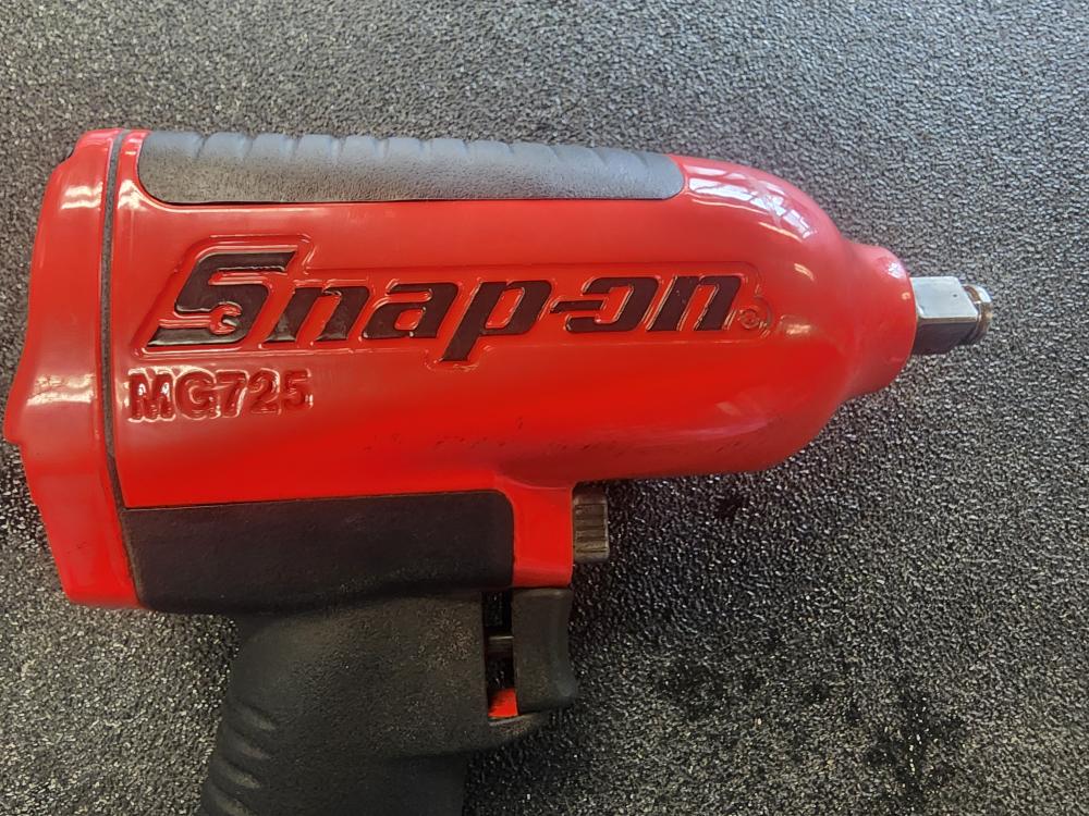 Snap On MG725 Pneumatic 1/2" Professional Impact Gun Very Good | Buya