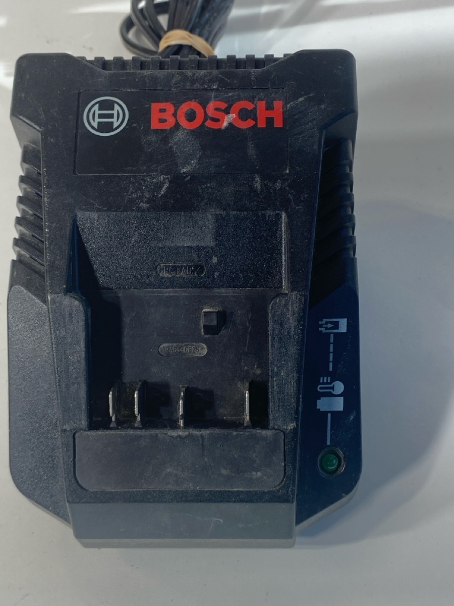 BOSCH BATTERY CHARGER BC660 Good | Pawn 1 | Spokane | WA