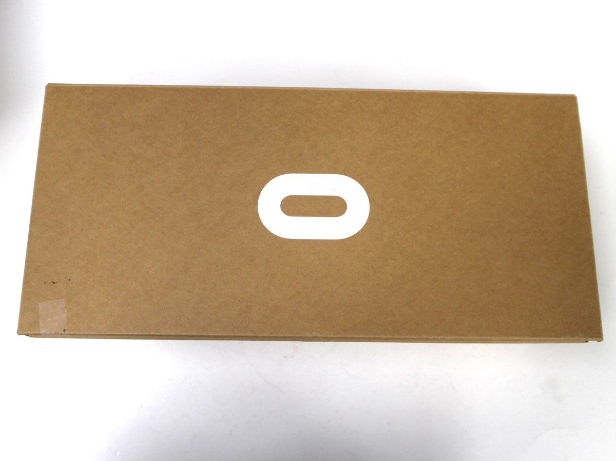 OCULUS QUEST 2 IN OG BOX Acceptable | Buya