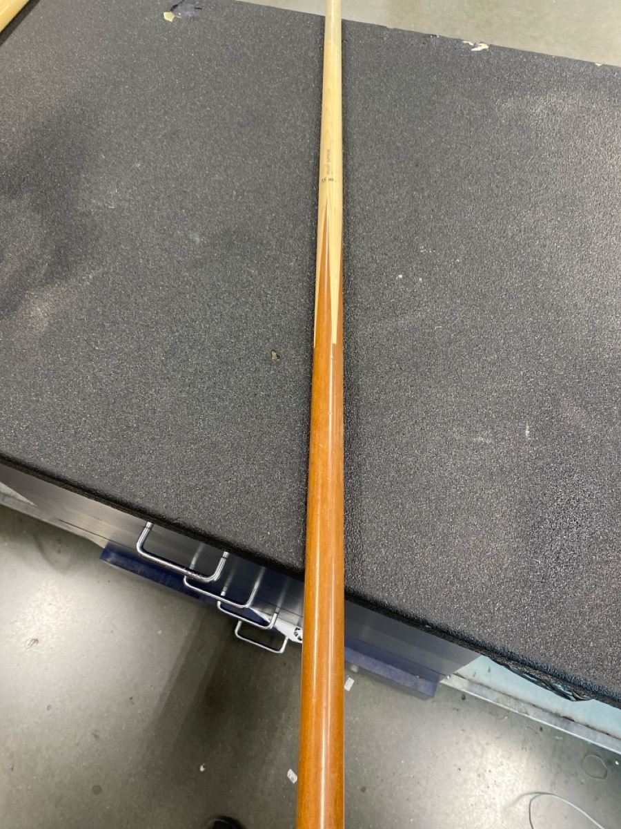 POOL CUE BROWN MISC Acceptable | Pawn 1 | Spokane | WA