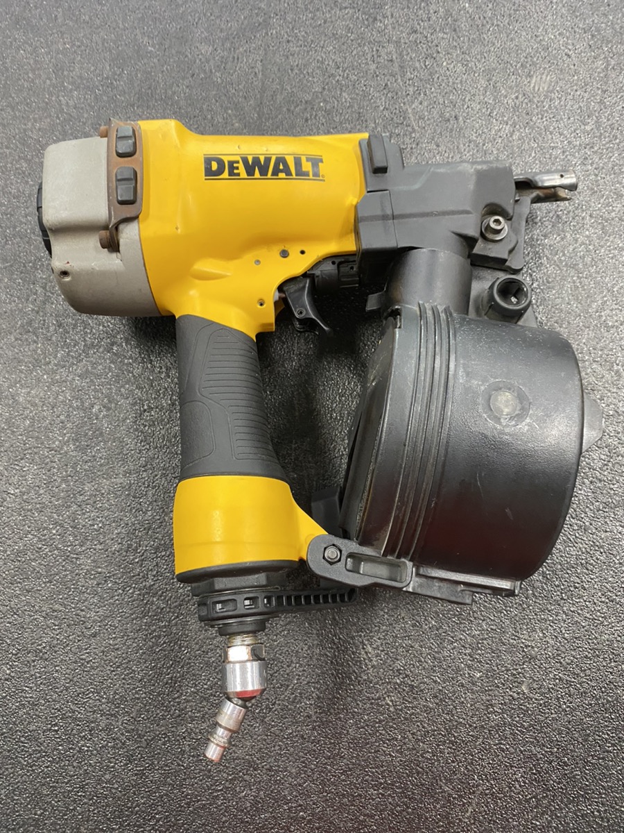 DEWALT DW66C-1 COIL SIDING AND FENCING NAILER Brand New | Pawn 1 ...