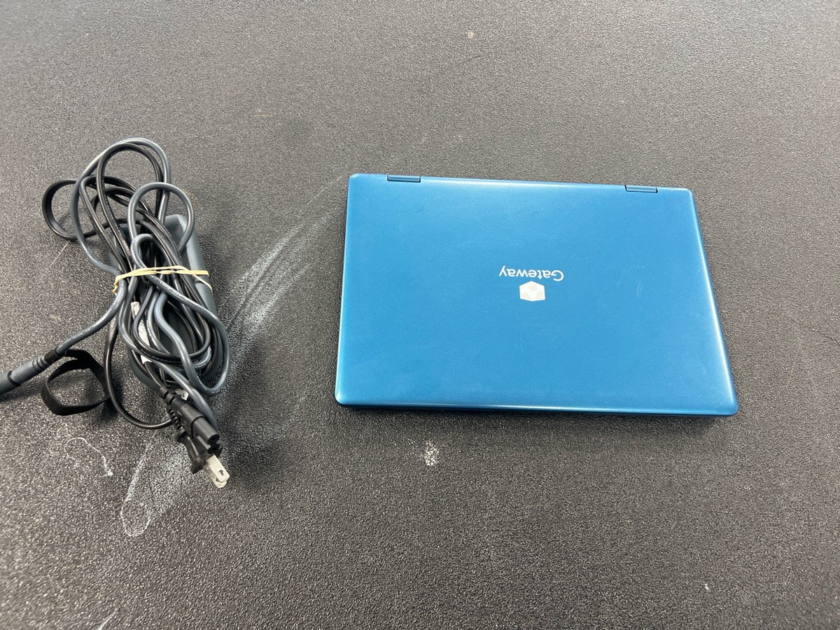 Gateway Windows 11 4GBRAM 2@1.2GHZ With Charger Good | Pawn 1 | Spokane ...