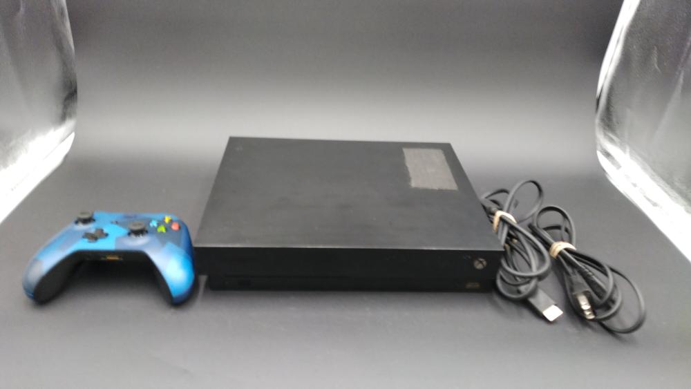 MICROSOFT XBOX ONE X - CONSOLE - 1TB - 1787 Good | Buya