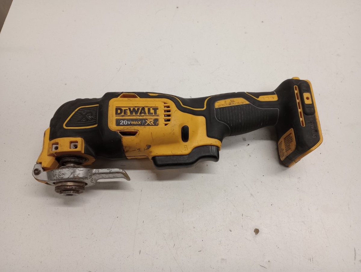 DEWALT DCS355 -20V OSCILLATING MULTITOOL - BARE TOOL Good | Pawn 1 ...