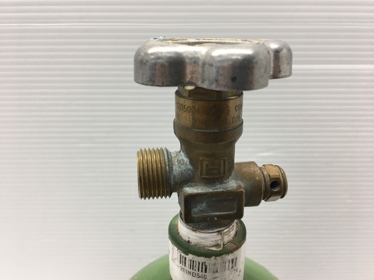 WELDING OXYGEN/ACETYLENE TANKS 10 CF ACETYLENE TANK AND 20 CF OXYGEN ...