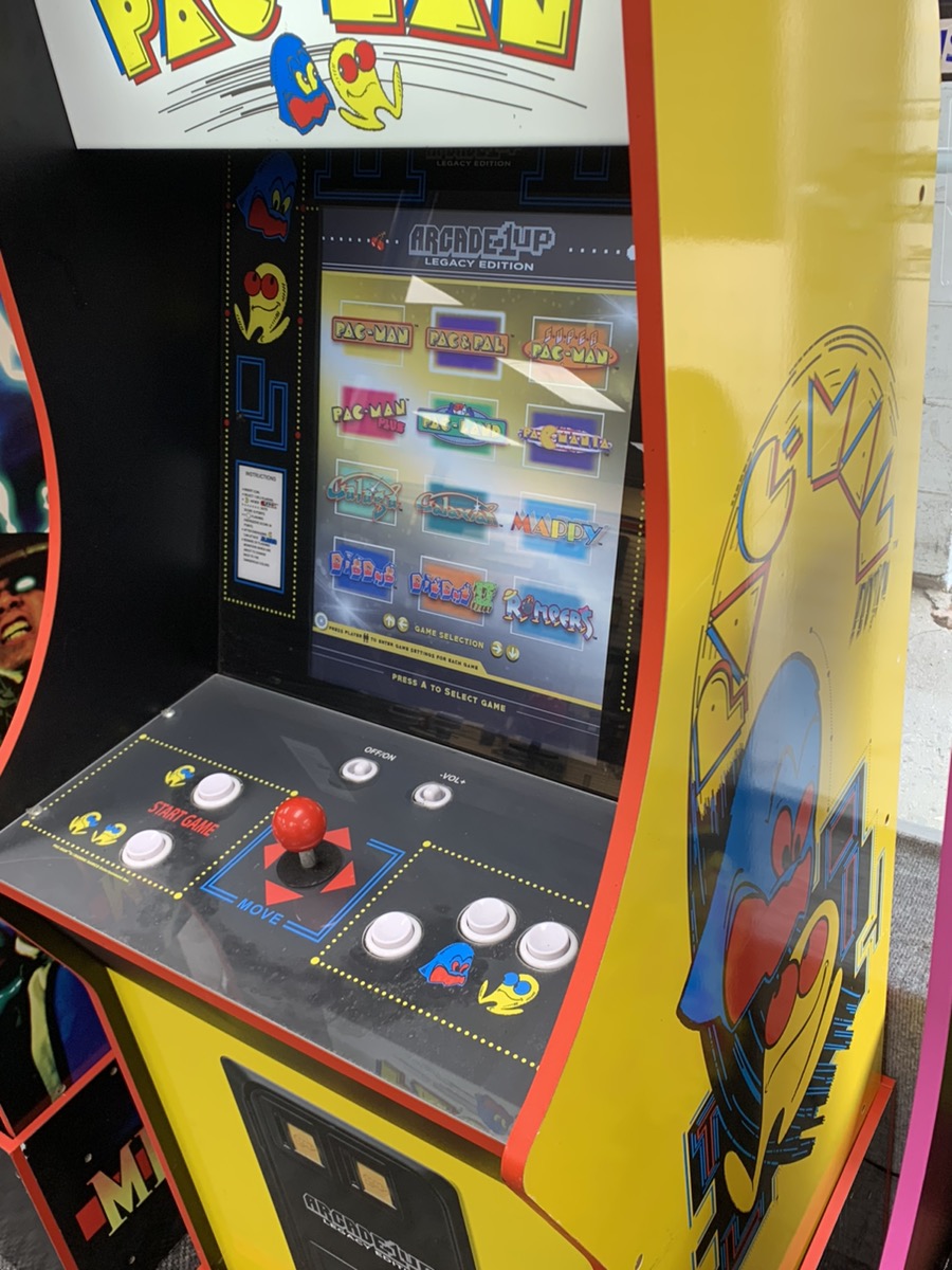 Arcade 1UP 1060 Pac Man Arcade Machine Video Game System W Riser Very ...