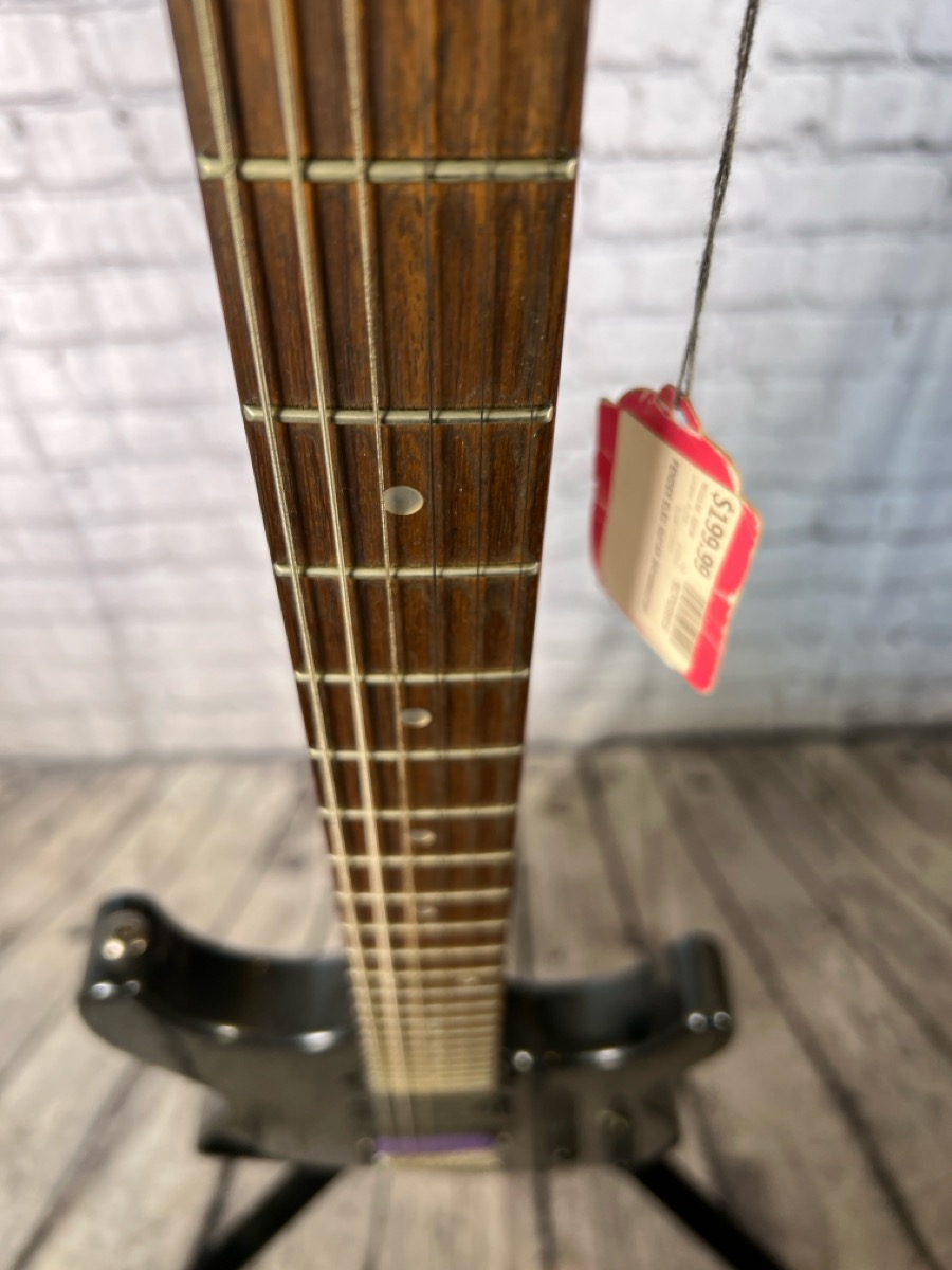 FENDER SHOWMASTER Acceptable | Beach City Pawn & Guitar | Huntington ...