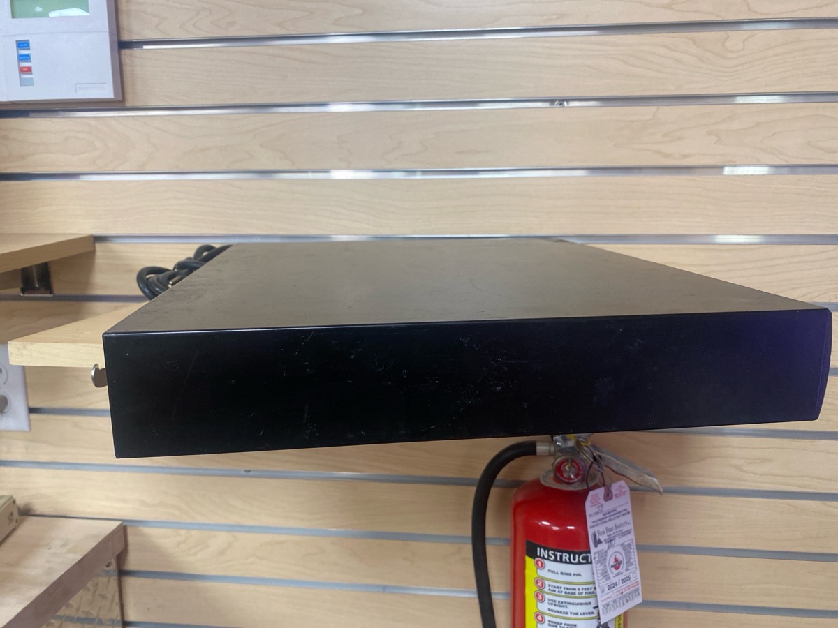 Radio Shack / Optimus Home Theater Power Center Pro Series 61-2236 Very ...