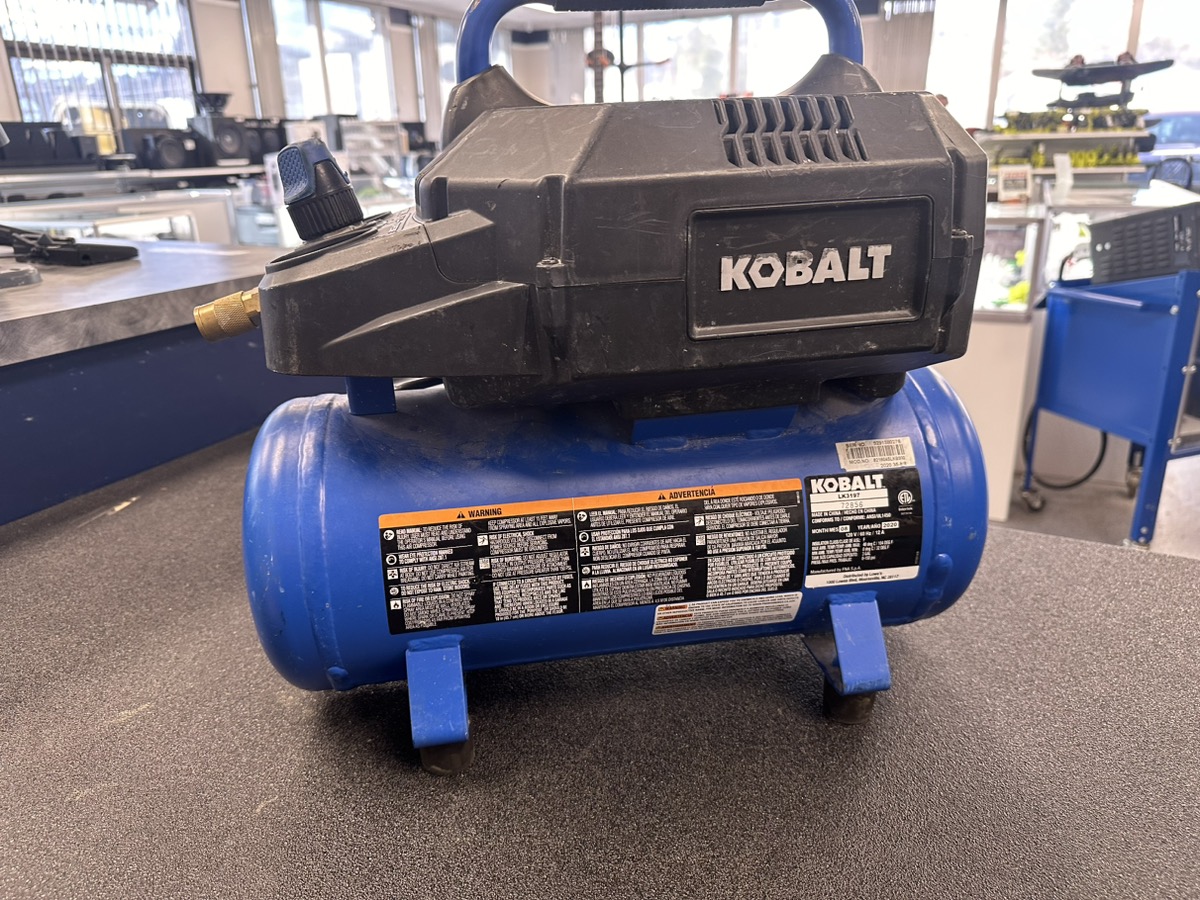 Kobalt 3-Gallons Portable 150 Psi Hot Dog Air Compressor Good | Pawn 1 ...