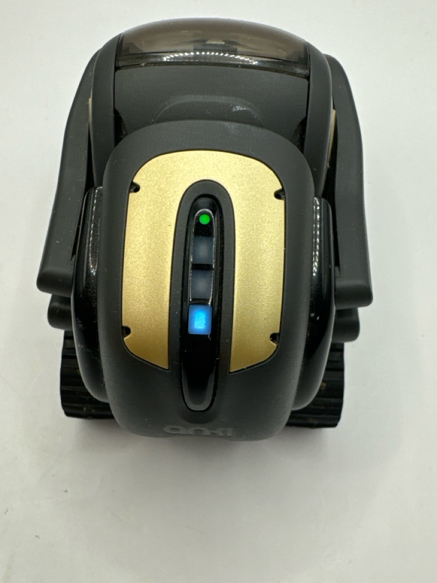 ANKI VECTOR ROBOT WITH DOCK CHARGER AND BLOCK For parts or not working ...