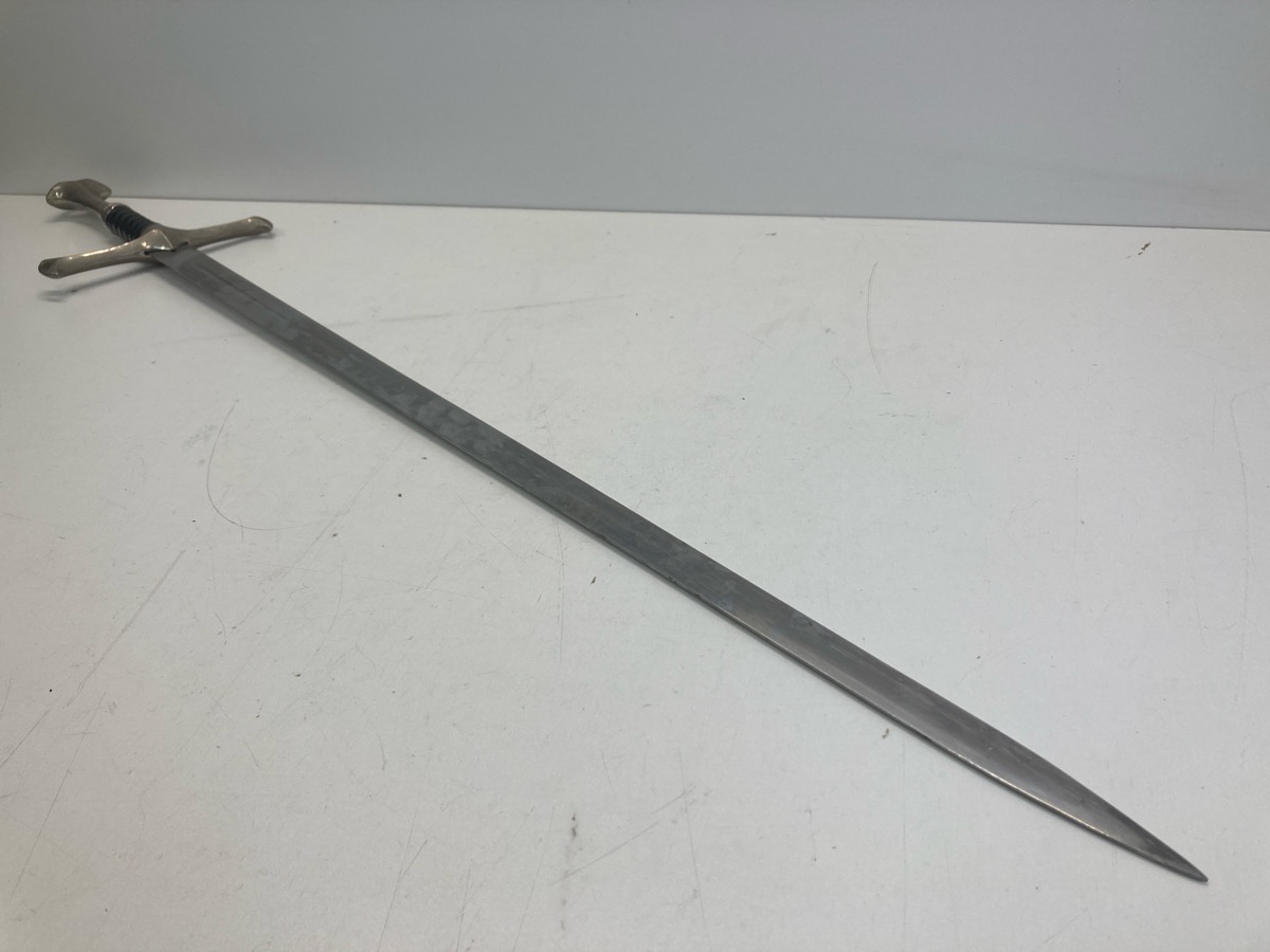 MEDIEVAL LONG SWORD Good | Pawn 1 | Spokane | WA