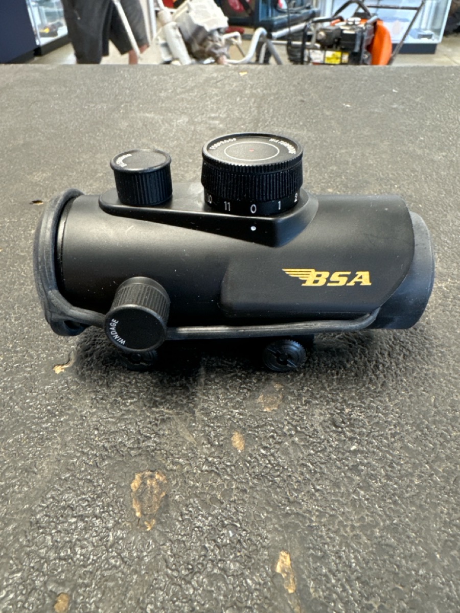 BSA OPTICS RED DOT SCOPE Very Good | Pawn 1 | Spokane | WA