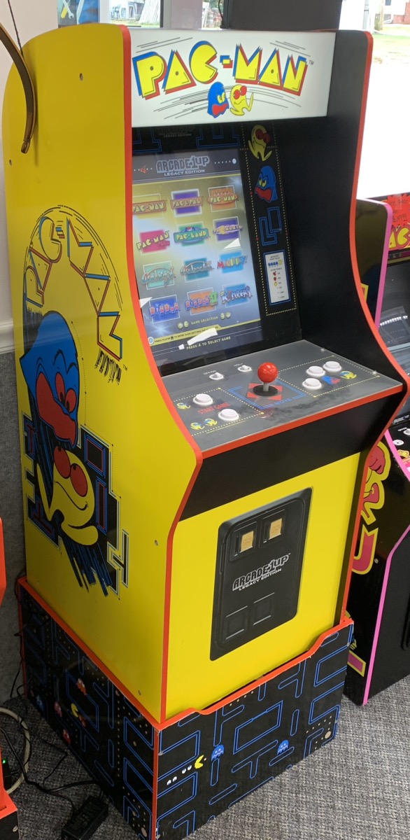 Arcade 1UP 1060 Pac Man Arcade Machine Video Game System W Riser Very ...