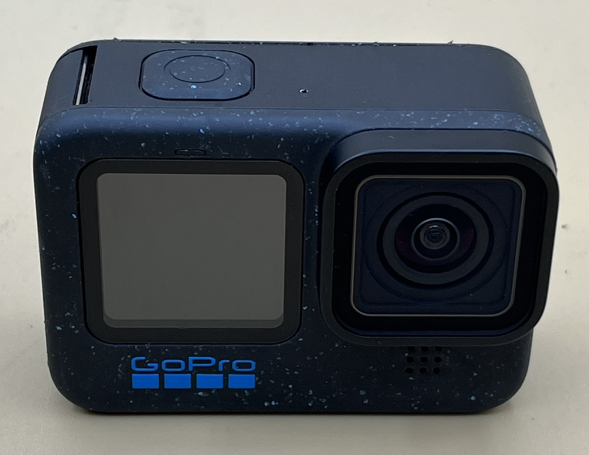 GOPRO 12 BLACK KIT W/ CASE AND ACCESSORIES Like New | Buya