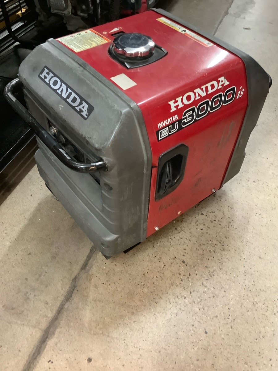 HONDA EU3000IS INVERTER GENERATOR Very Good | Pawn 1 | Spokane | WA