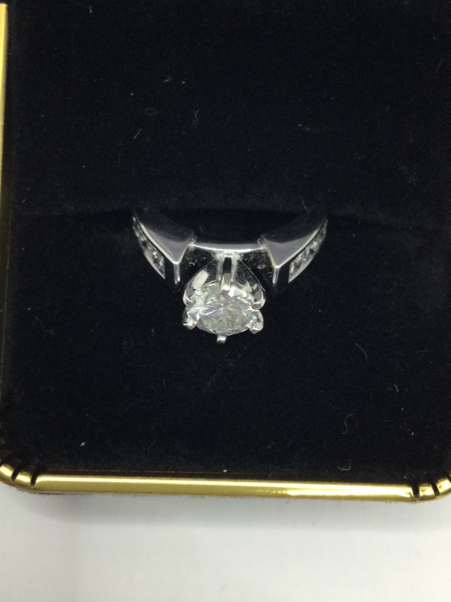 JEWELRY RING LADIES, 14KT, WHITE GOLD 3.20 DWT; WG 1CT RB W/PC CHANNEL ...