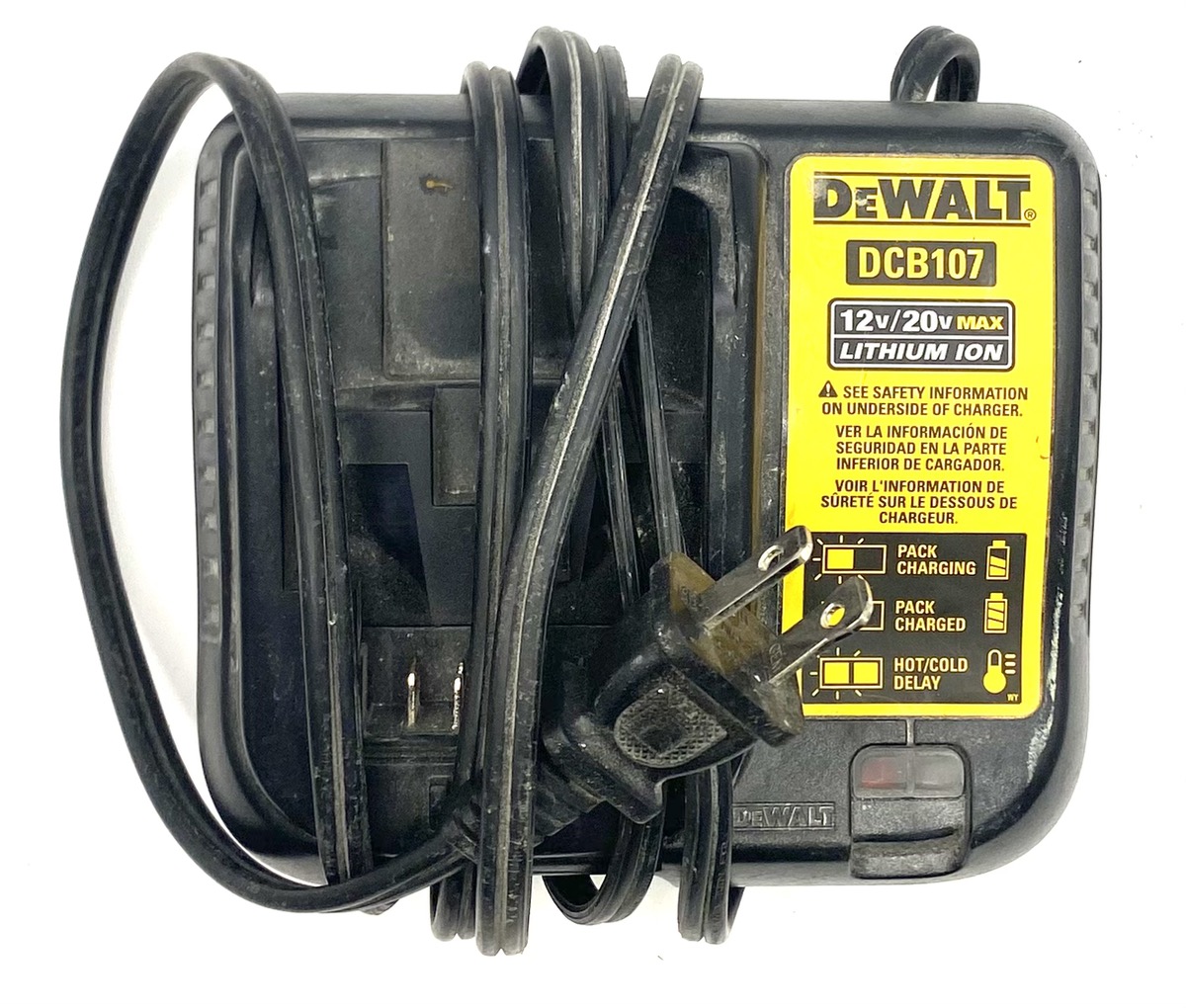 SCREW GUN: DEWALT (MODEL DCF630), [SERIAL NUMBER DL4TC4X] **& BATTERY ...