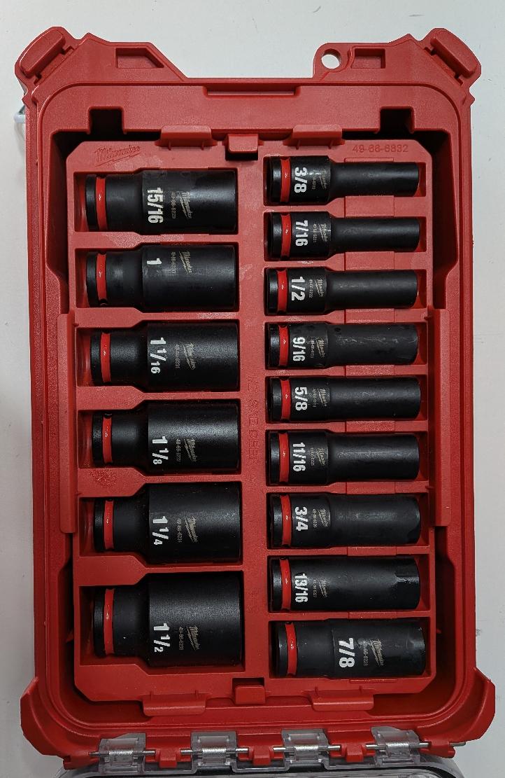MILWAUKEE TOOLS PACKOUT SOCKET SET Good | Pawn 1 | Spokane | WA