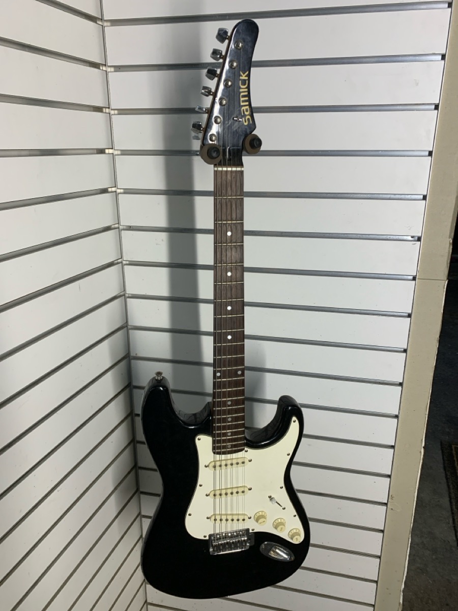 Samick LS-10 BK RH 6 String Electric Solid Body Guitar Strat Style Good | Pawn Central | Iowa ...