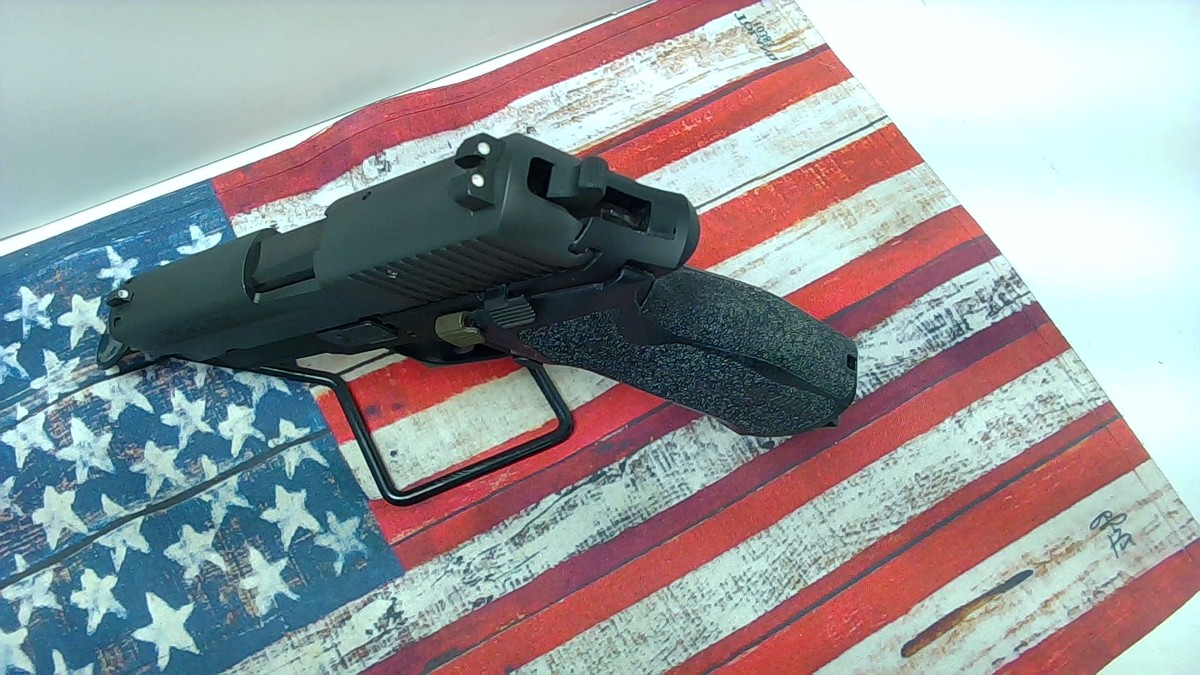 SIG SAUER P226 PISTOL 9MM Very Good | Believers Pawn LLC | Tomball | TX