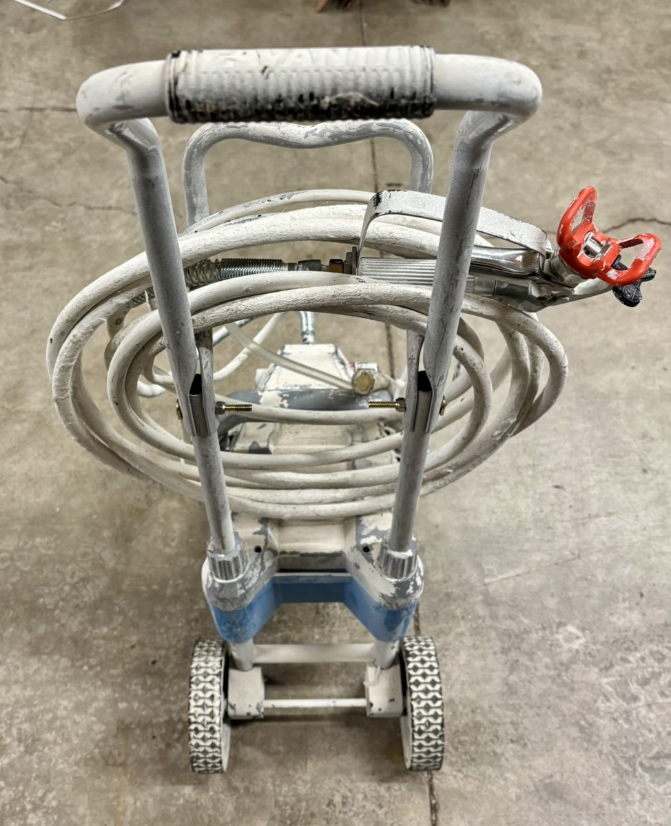 AVANTI AV-APS1 - AIRLESS SPRAYER Good | Pawn 1 | Spokane | WA