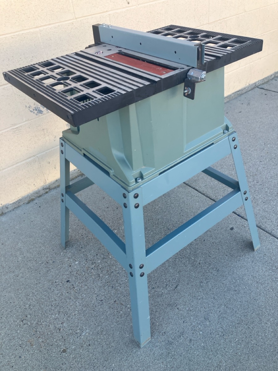 DELTA 10" BENCH SAW WITH STAND Good | Pawn 1 | Spokane | WA