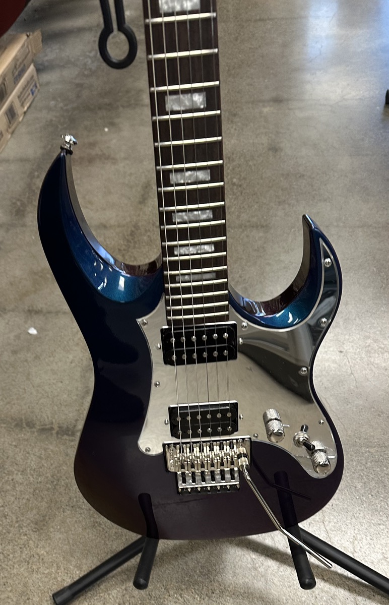 DIAMOND GUITARS ELECTRIC GUITAR Good | Pawn 1 | Spokane | WA