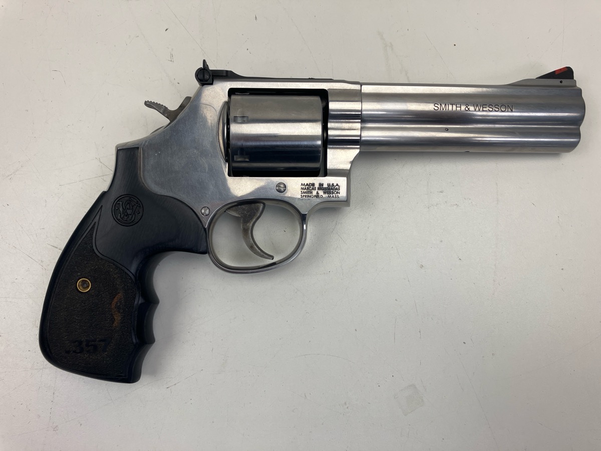 STAINLESS STEEL S&W 686-6, 7SHOT, 357MAG, 5"BARREL & DARK WOOD GRIPS ...