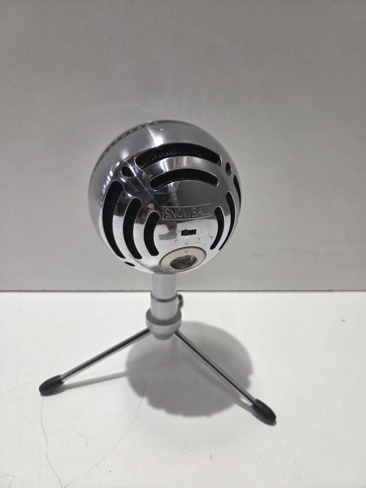 BLUE SNOWBALL MICROPHONE Good | Pawn 1 | Spokane | WA