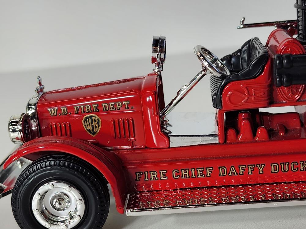 WARNER BROS PIGGY BANK TOY CAR Good | Pawn 1 | Spokane | WA