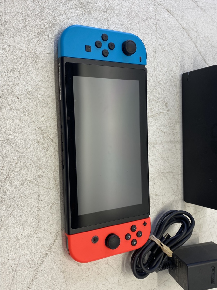 NINTENDO SWITCH 1ST GEN W/ACCS Very Good | Pawn 1 | Spokane | WA