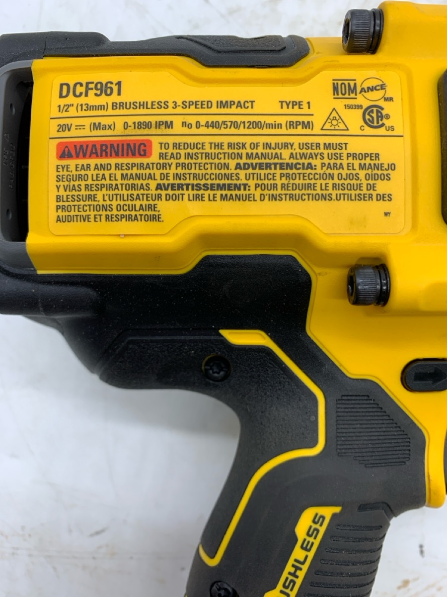 Dewalt DCF961 20 Volt 1/2" 3 Speed Brushless Impact Wrench Kit Very ...