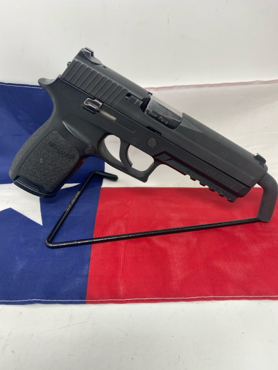 SIG SAUER P250 Very Good | Top Gun Pawn | Spring | TX