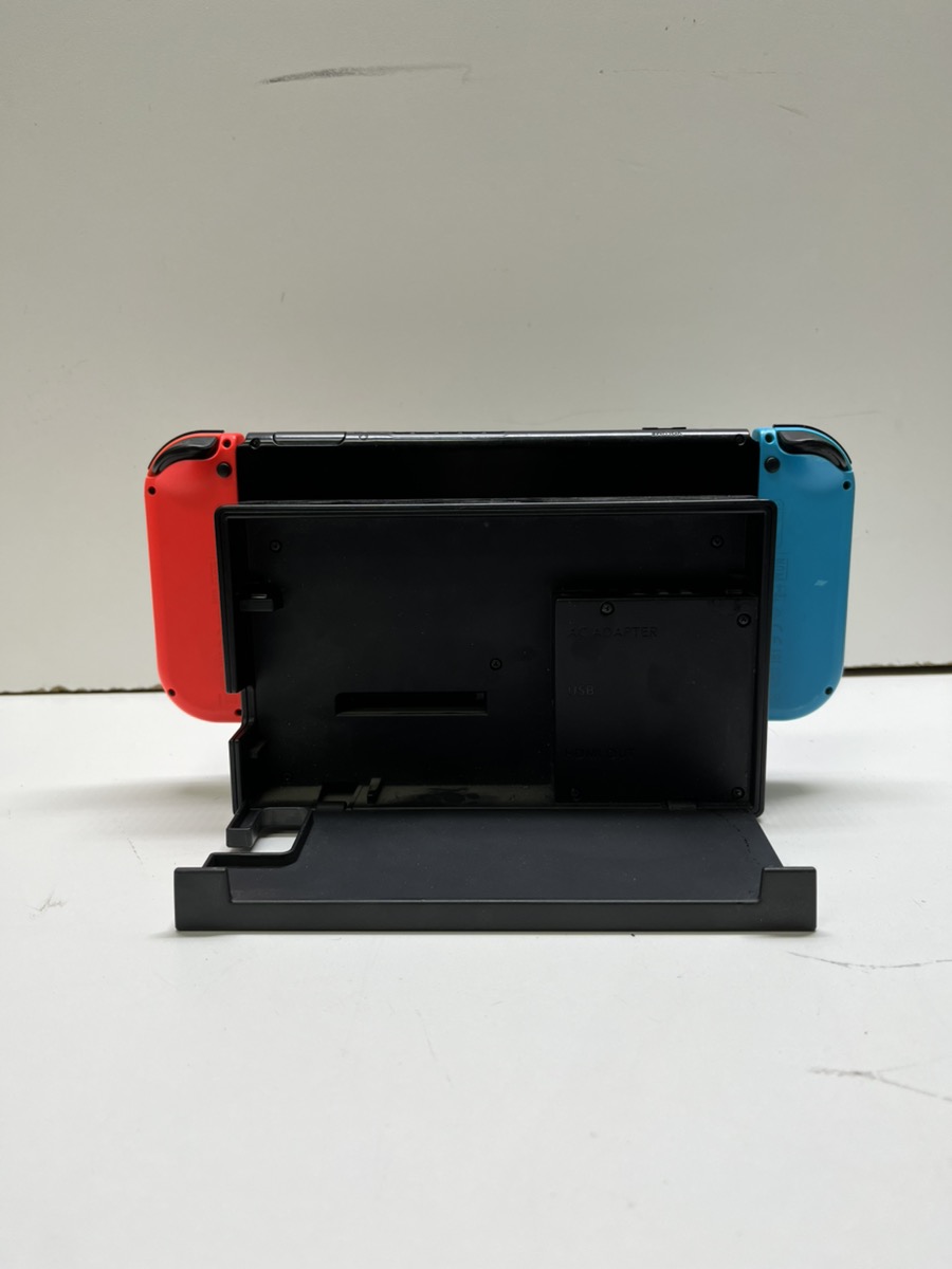 NINTENDO SWITCH HANDHELD - HAC-001 Good | Pawn 1 | Spokane | WA