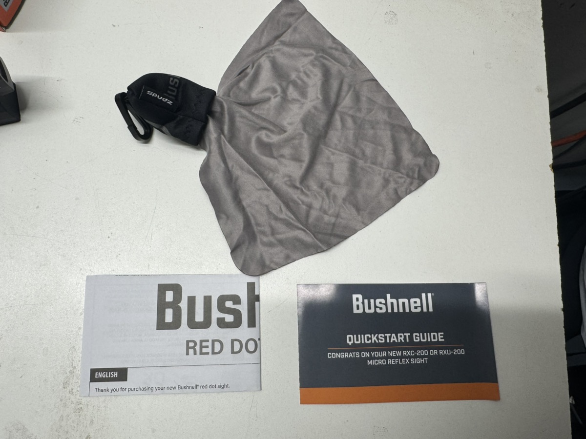 IOB BUSHNELL ELECTRO/OPTICS. RXU-200 MICRO REFLEX SIGHT. 1X21MM. W ...