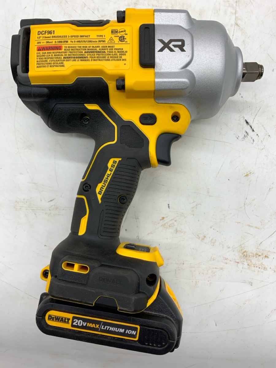 Dewalt DCF961 20 Volt 1/2" 3 Speed Brushless Impact Wrench Kit Very ...