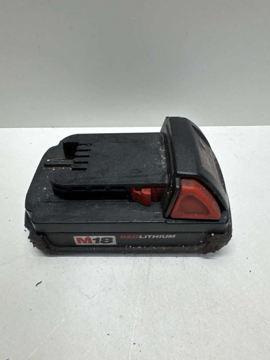 MILWAUKEE TOOLS M18 BATTERY Very Good | Pawn 1 | Spokane | WA