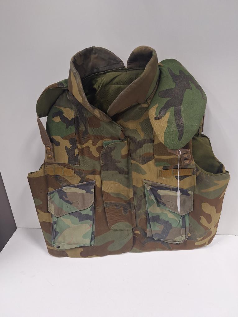 JAY DEE MILITARY WEAR FRAGMENTATION VEST Very Good | Pawn 1 | Spokane | WA