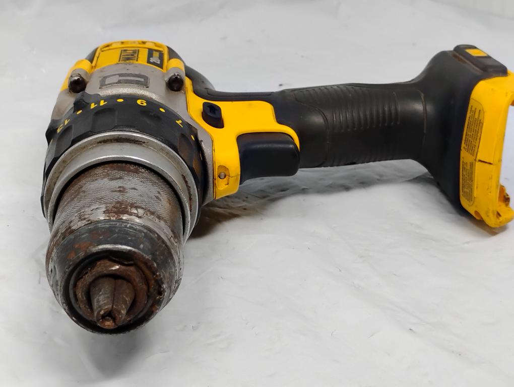 DEWALT DCD985B 20V MAX 1/2" Cordless Hammerdrill Black/Yellow Bare Tool ...