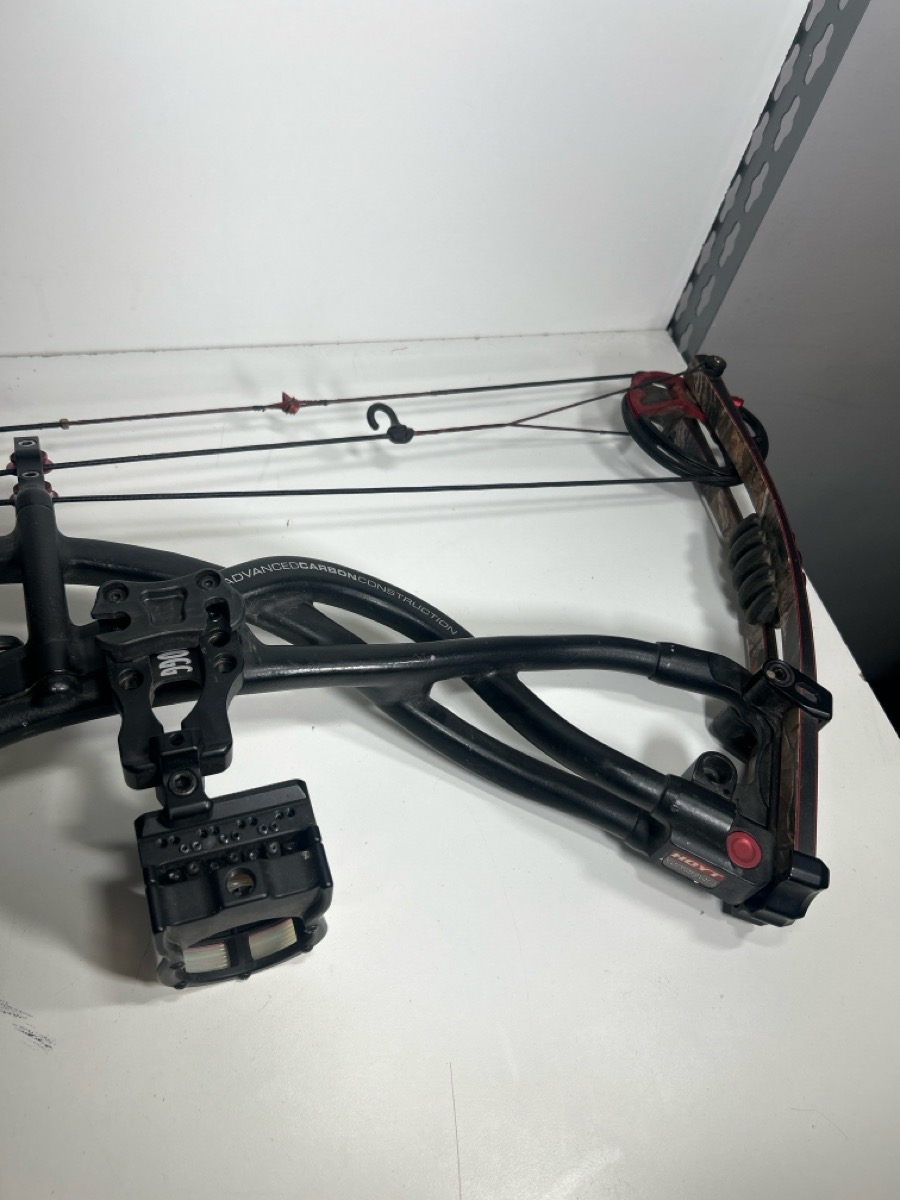 HOYT ARCHERY Carbon Matrix **READ DESCRIPTION** Good | Pawn 1 | Spokane ...
