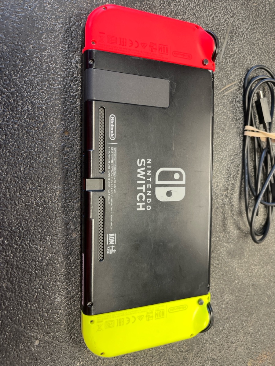 NINTENDO SWITCH RED/NEON W/ USB - TABLET ONLY (JOYCONS DRIFT) For parts ...