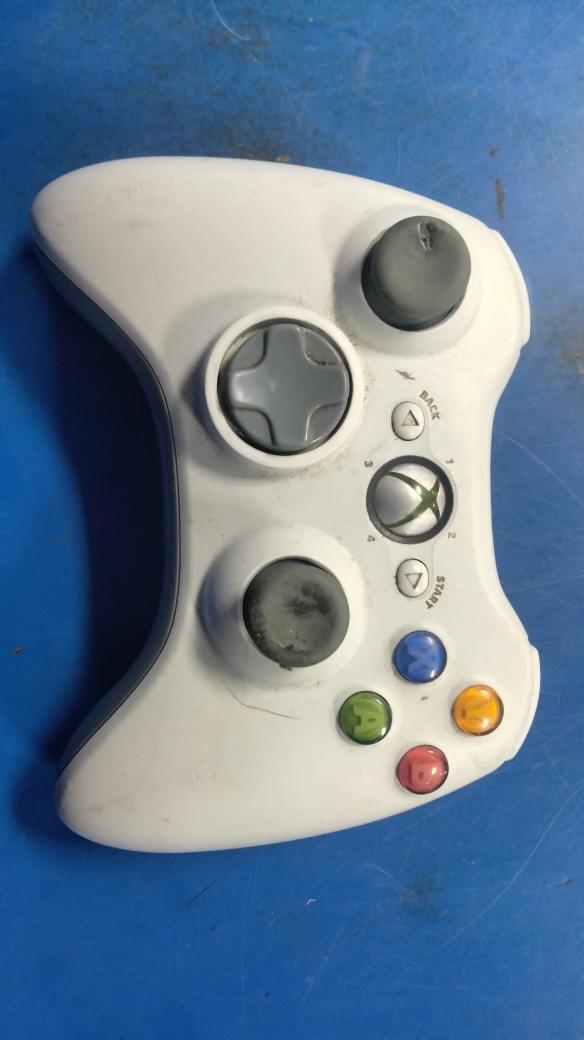 MICROSOFT XBOX 360 CONTROLLER - WIRELESS Good | Pawn 1 | Spokane | WA