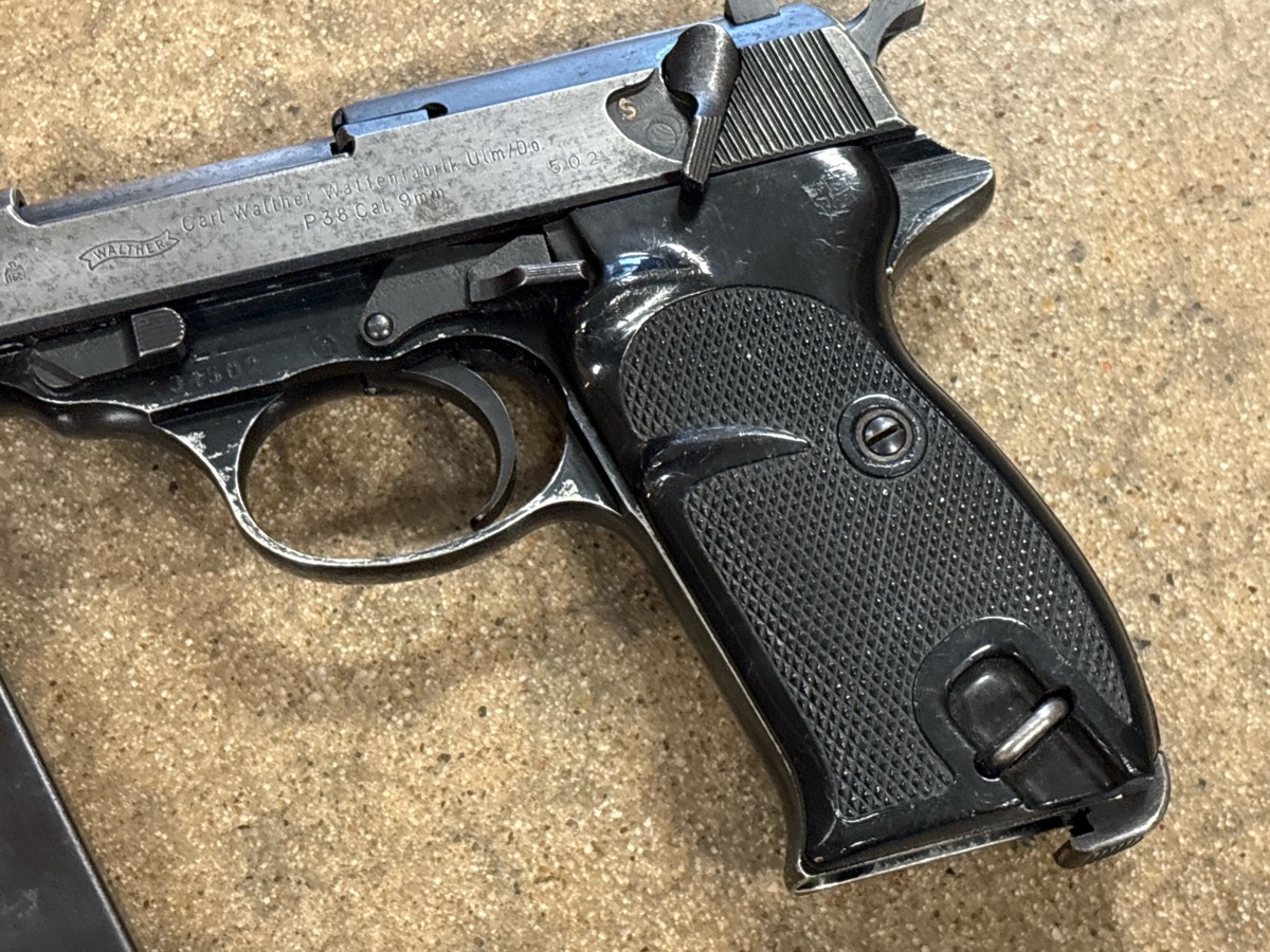 Carl Walther P38 9mm 4.50" Semi-Auto Pistol - German Pistol - Dated 9/ ...