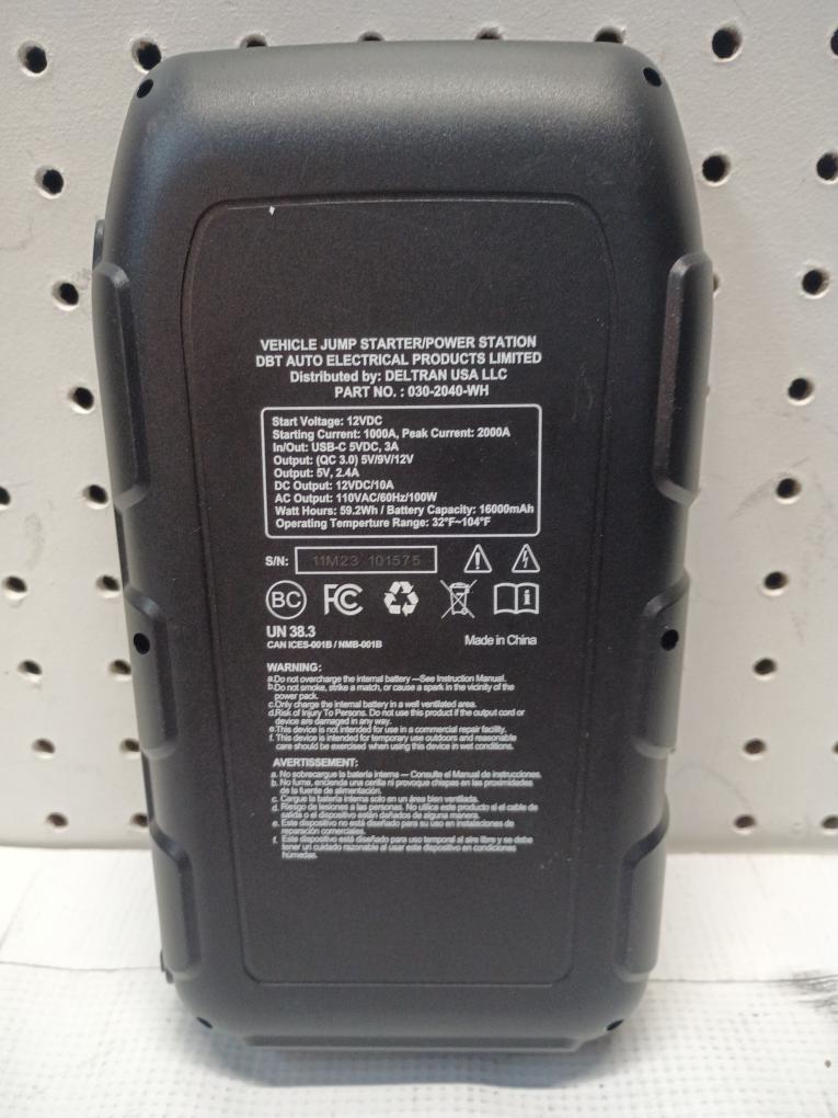 BATTERY TENDER 030-2040-WH 2000A / 12V PORTABLE POWER STATION / JUMP ...