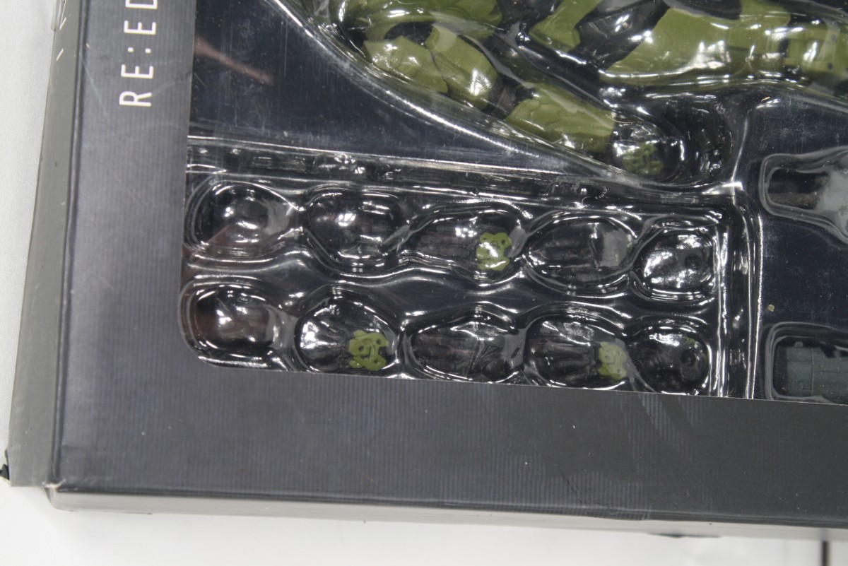 Price Guide: HALO INFINITE 1/12 SCALE MASTER CHIEF GEN 3 | Buya